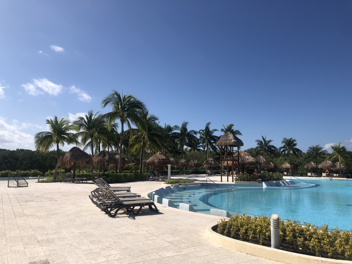 Here is what all the pools here look like right now on a perfect sunny ...