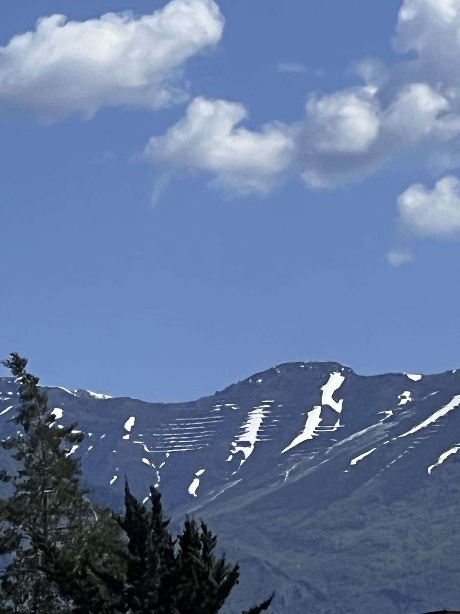 Question for Utah County old-timers. On the mountain behind Y mountain ...