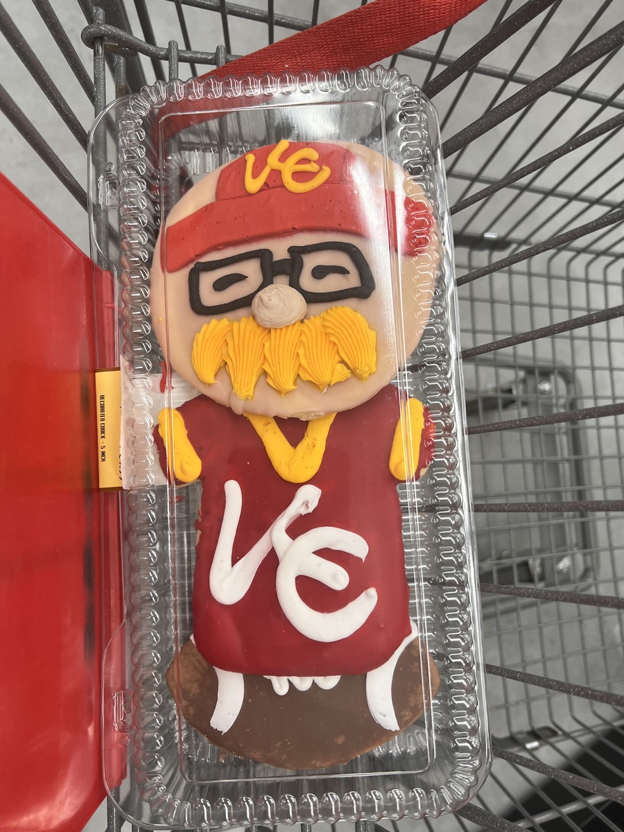 Found an Andy Reid cookie at the store. I am now ready for the game